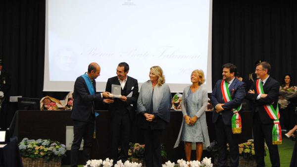 A don Giussani il Premio Talamoni - Comunione e Liberazione - Sito ...