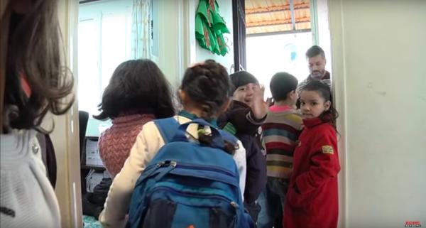 A School that Helps Children Escaping War in Syria - Communion and ...