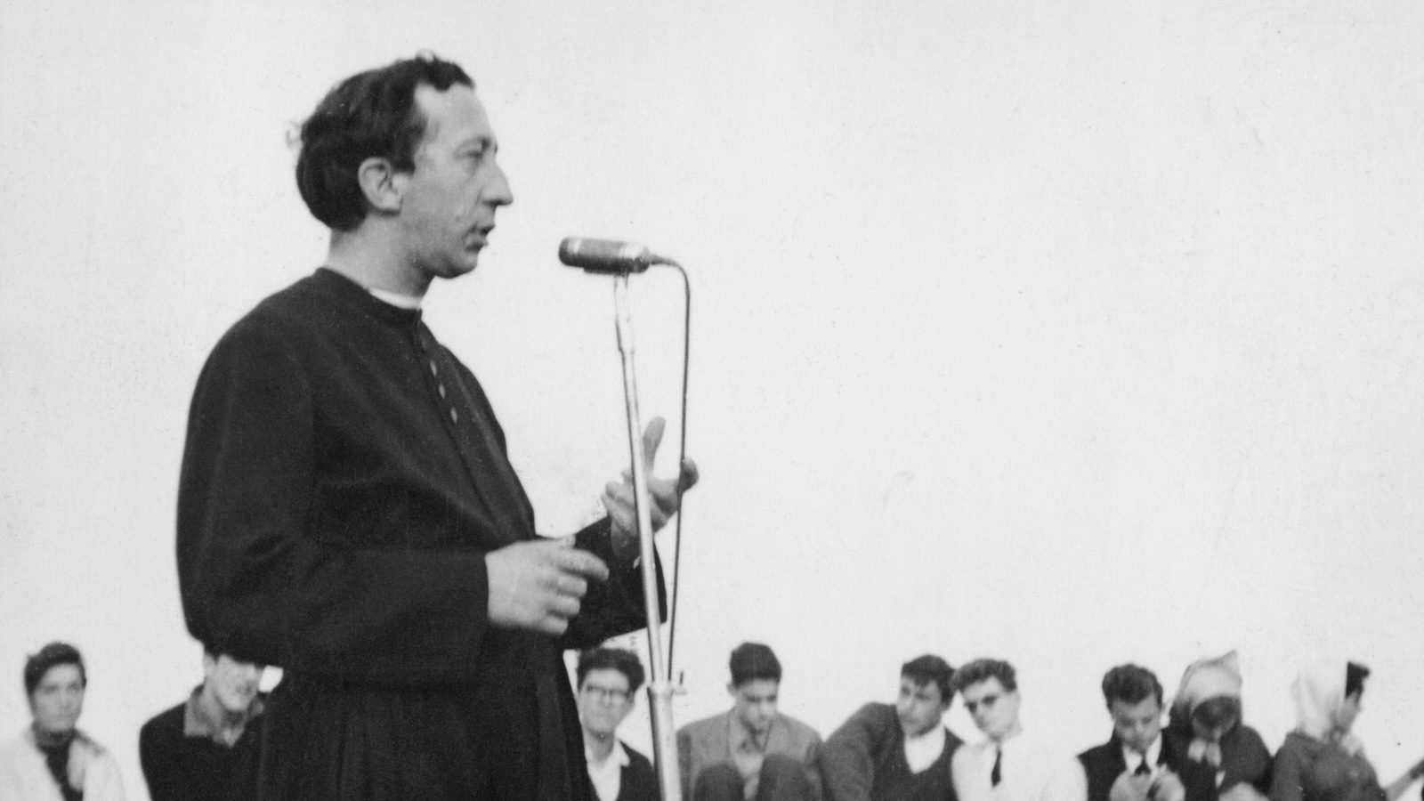 farrell-giussani-traces-february - Communion and Liberation - Official site